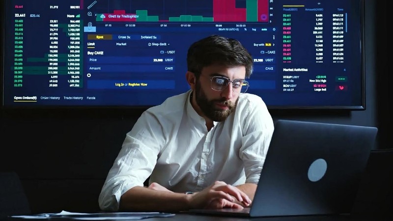 Faster than charts: AI tools help crypto traders spot changes early ...